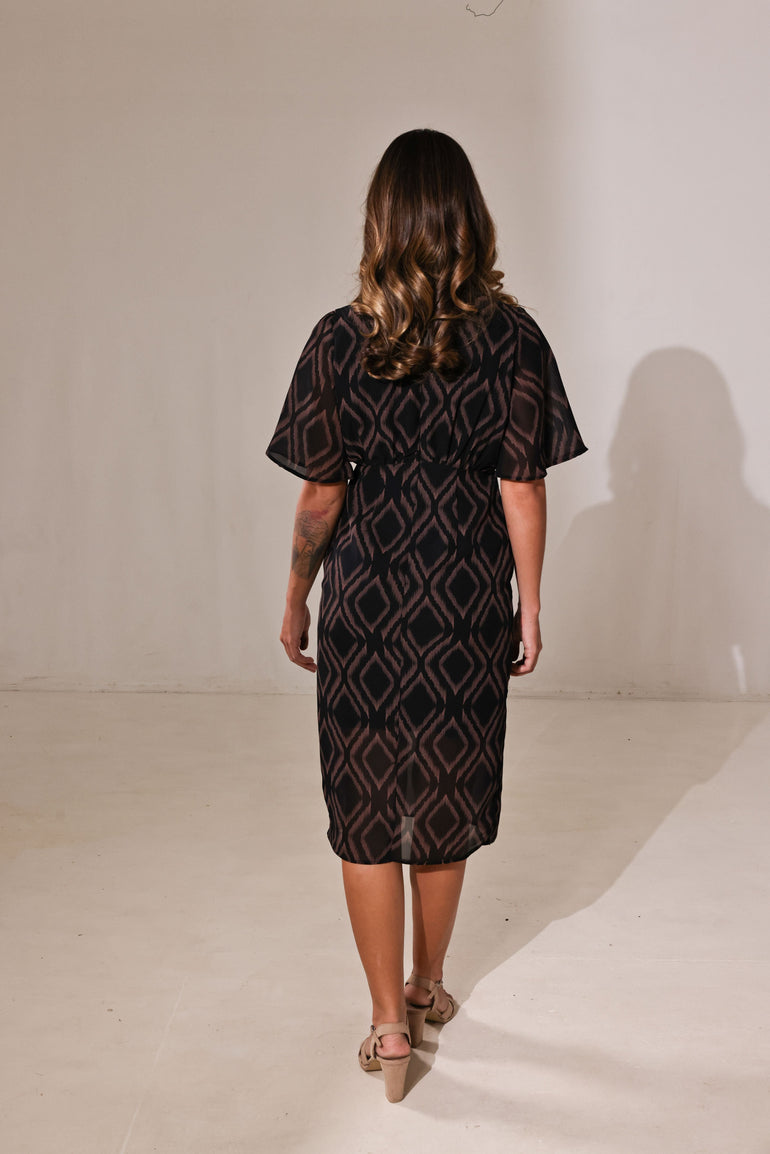 Avirate Sri Lanka - Stunning Evening Wears and Party Dresses